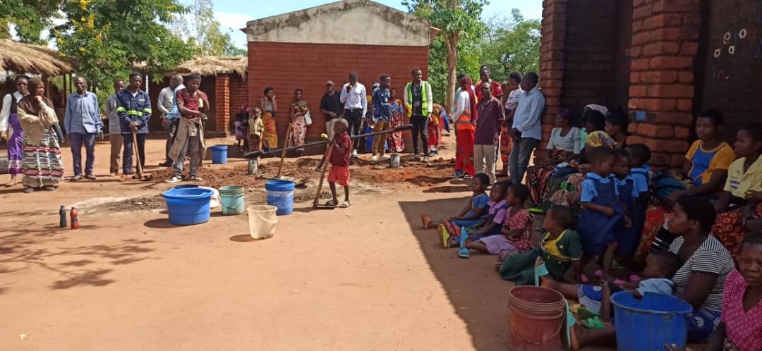 UNIMA ECD students donate to Tifatse CBCC – Chanco Community Radio